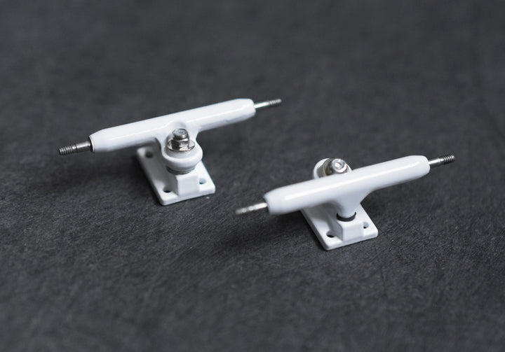 Fingerboard Trucks – Teak Tuning Pro Fingerboards